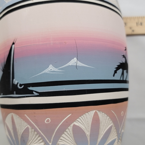 Dineh | Accents | Native American Navajodineh Signed Sgraffito Vase ...